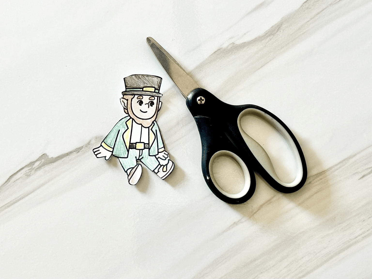 St. Patrick's Day Craft: Help the Leprechaun Find His Pot of Gold ...