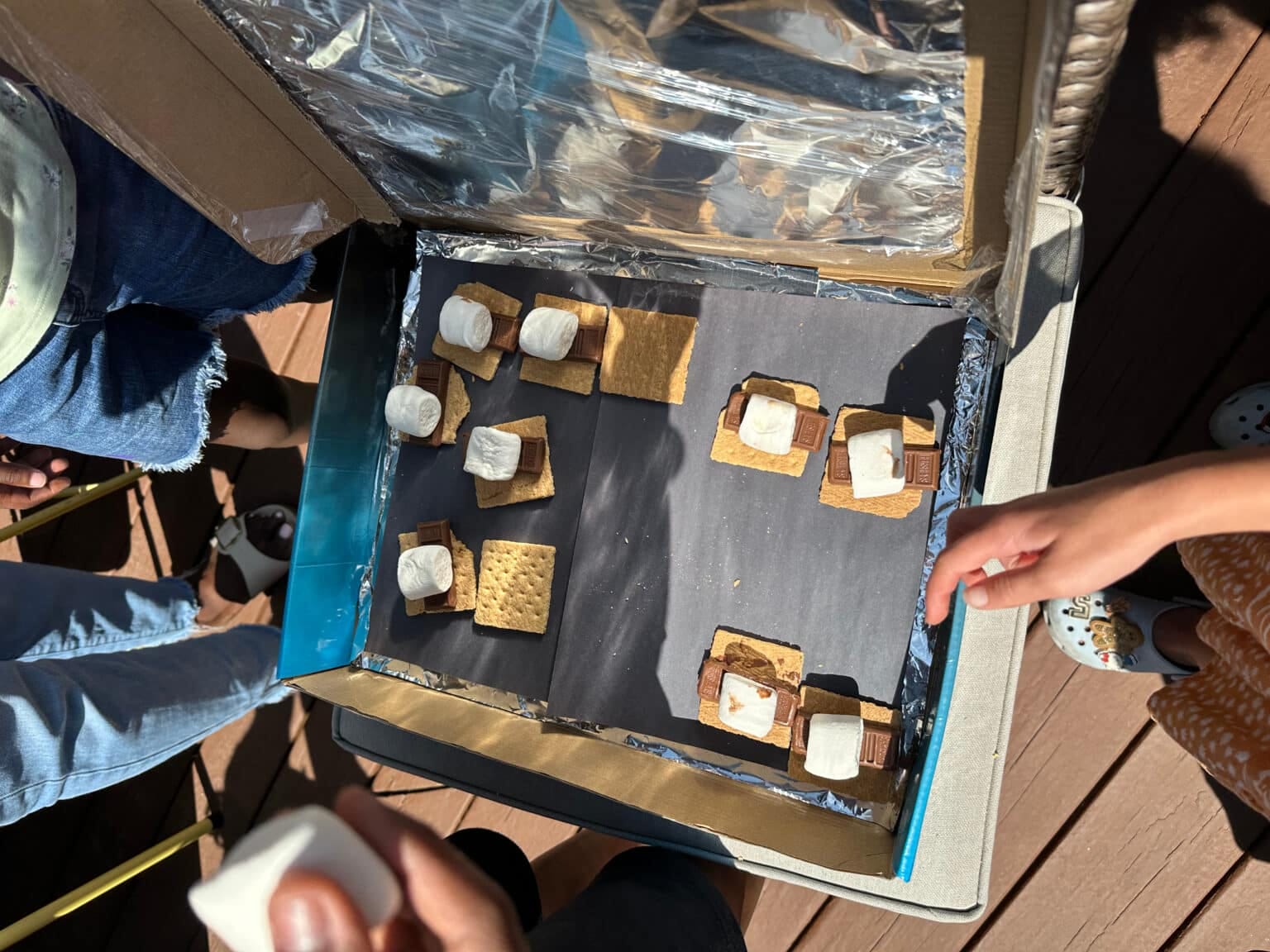 Solar Oven S’mores STEM Activity with FREE Printable - Raising Veggie ...